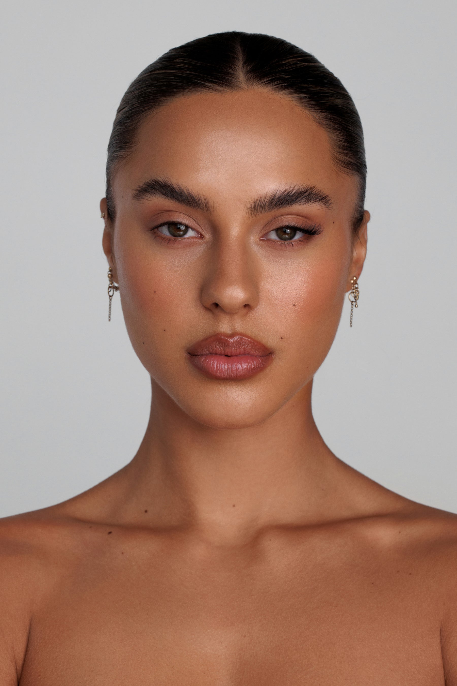 CORNER LASHES– Own Beauty Essentials